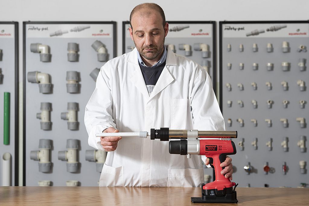 Aquatechnik Product Videos - Australian Sun Energy